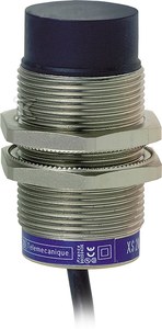 M30 inductive sensor with PNP 1NC output, 12..48V DC, 2m cable ...